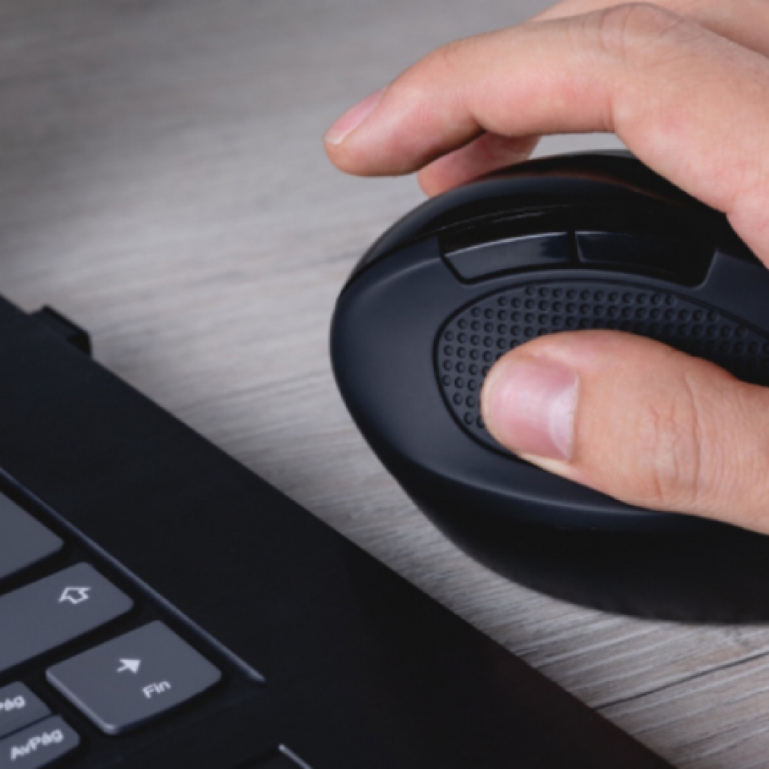 MOUSE INALáMBRICO Y ERGONóMICO DE SEIS BOTONES ORB